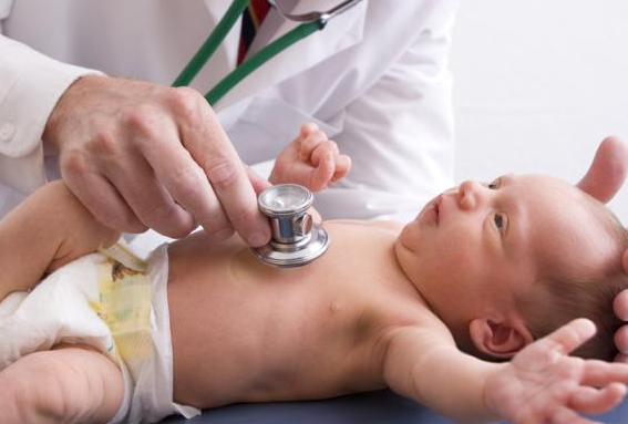 Exploración física del recién nacido: pasos y recomendaciones